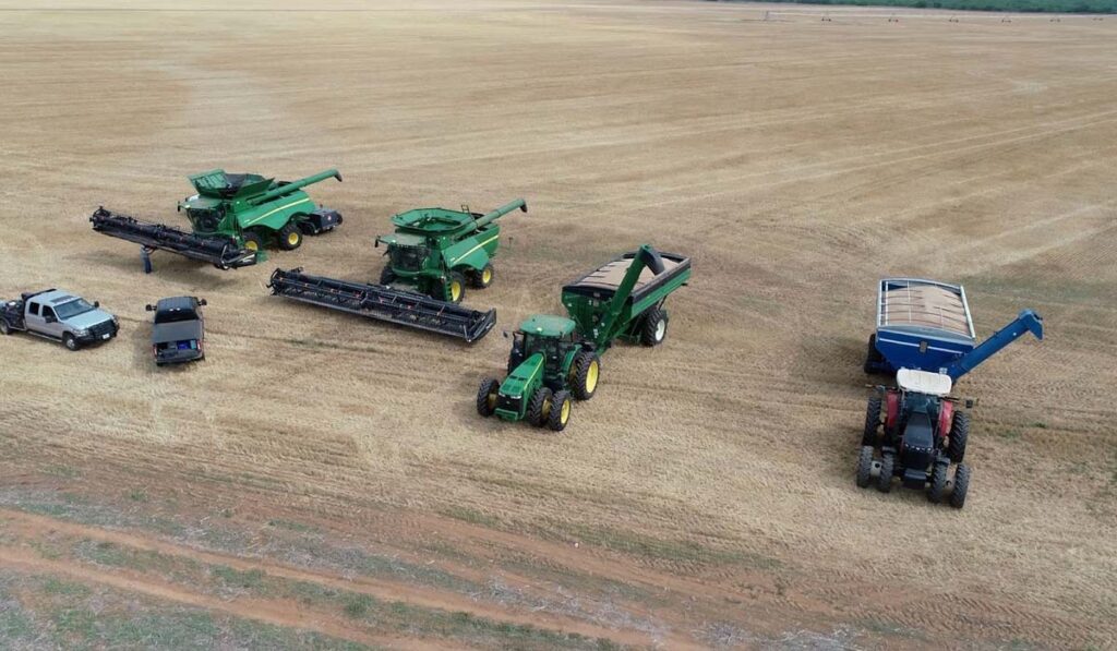 Growing Your Farm with Smart Farming Tools - PIPE AG